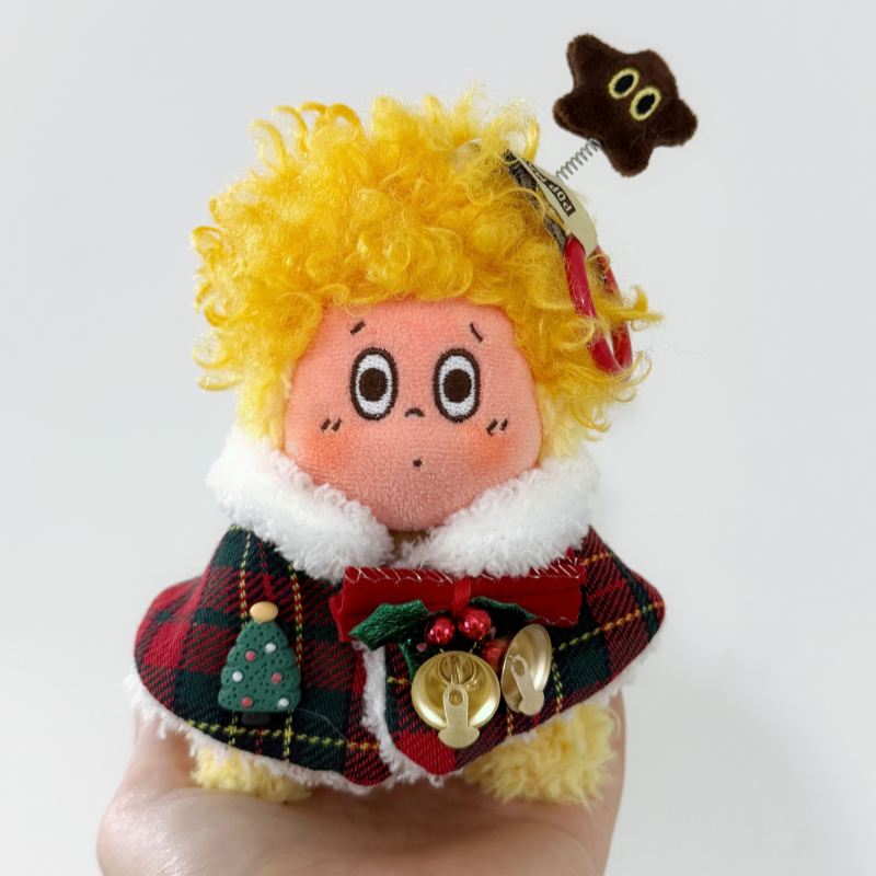 Шаль с колокольчиками и красной клеткой для аксессуаров Star People Doll (без куклы)