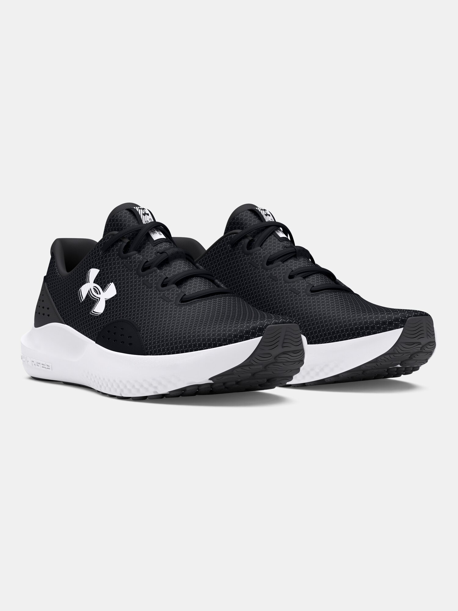 Кроссовки Under Armour Charged Surge 4, размер 9 US, черный/белый — фото 1