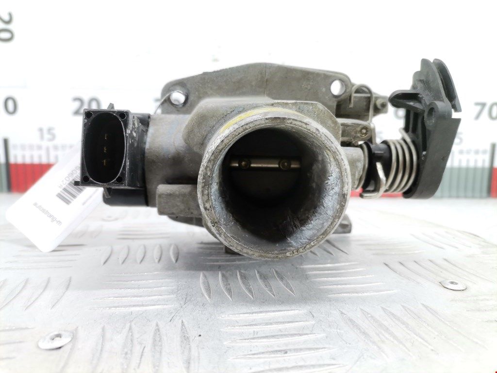 Заслонка дроссельная / 1606028 XS61-BB 1089982 для Ford Fiesta 4 (с пробегом)
