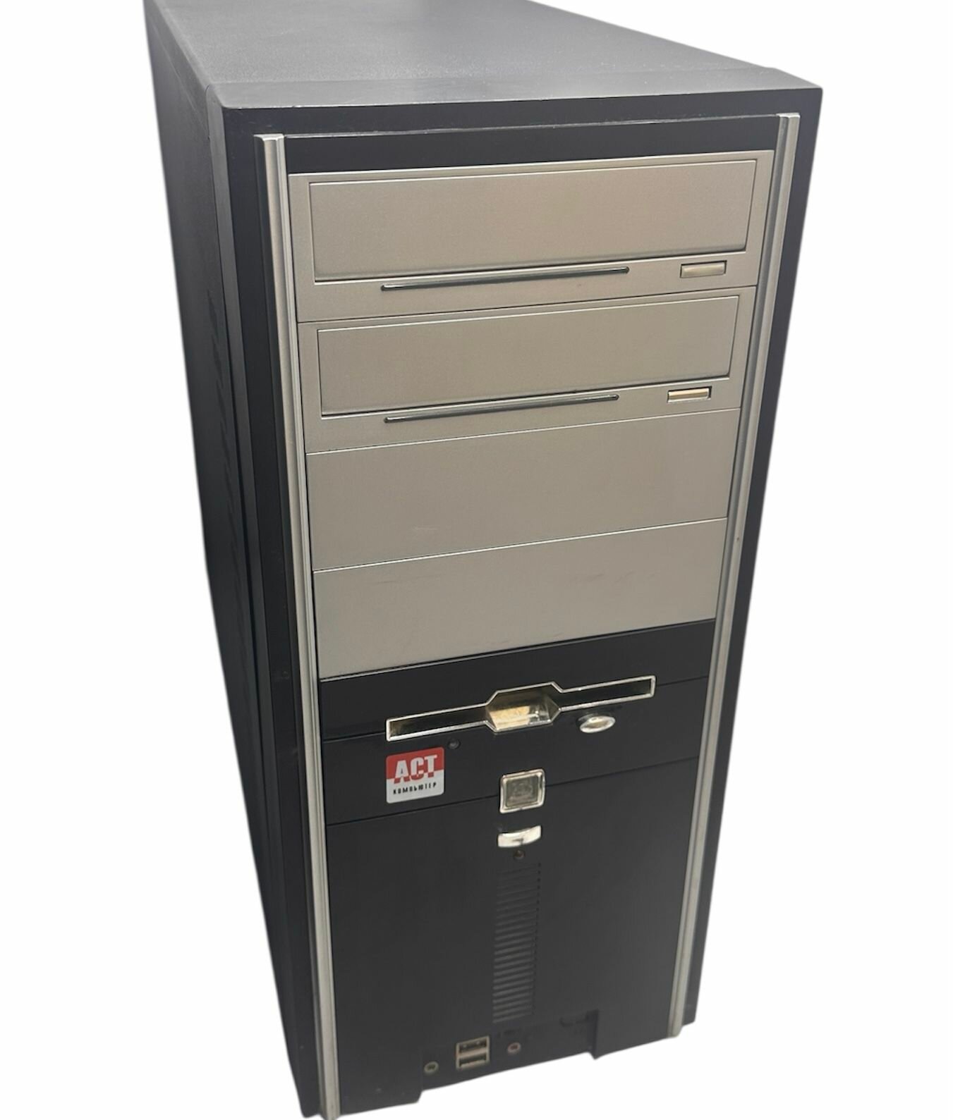 Системный блок 6gb/SSD120GB/Q8300 HD 7300 1GB