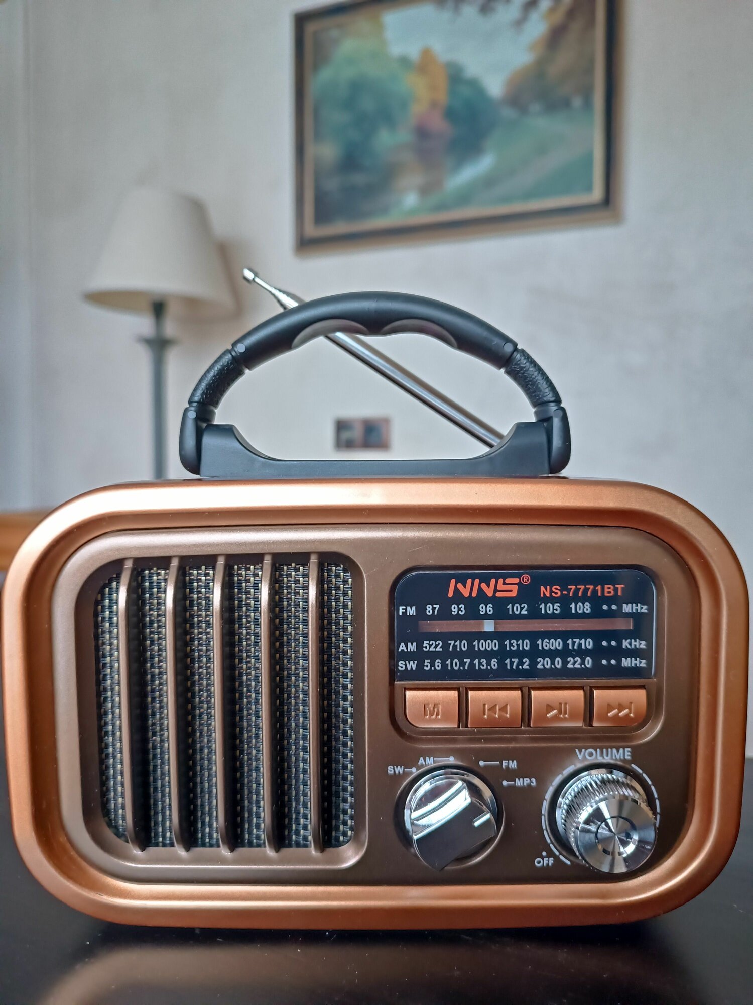 Радиоприемник в ретро стиле NNS NS-7771BT USB, MP3, Bluetooth