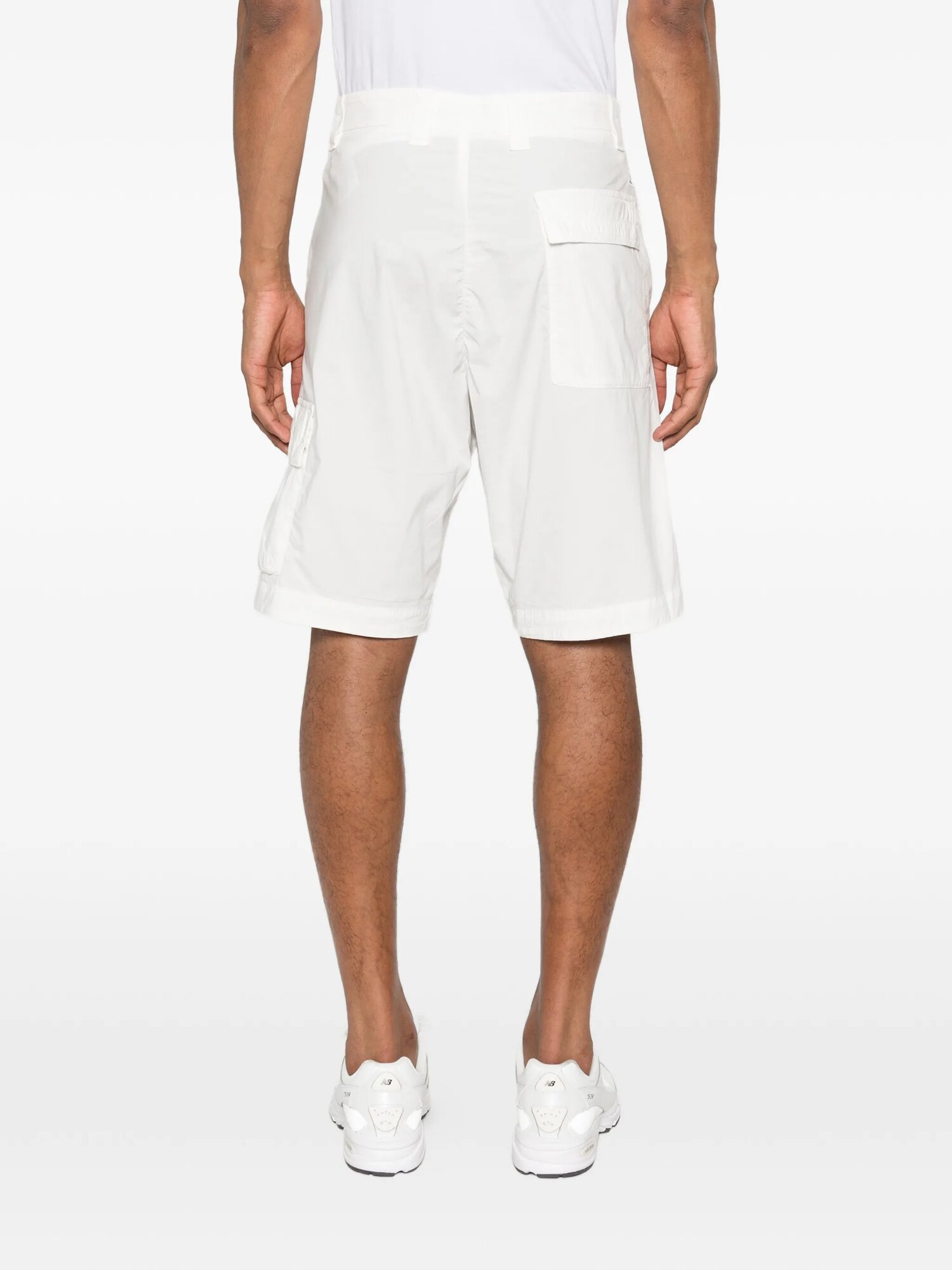 Шорты C.P. COMPANY Cargo pocket shorts, размер 46 EU, white — фото 1