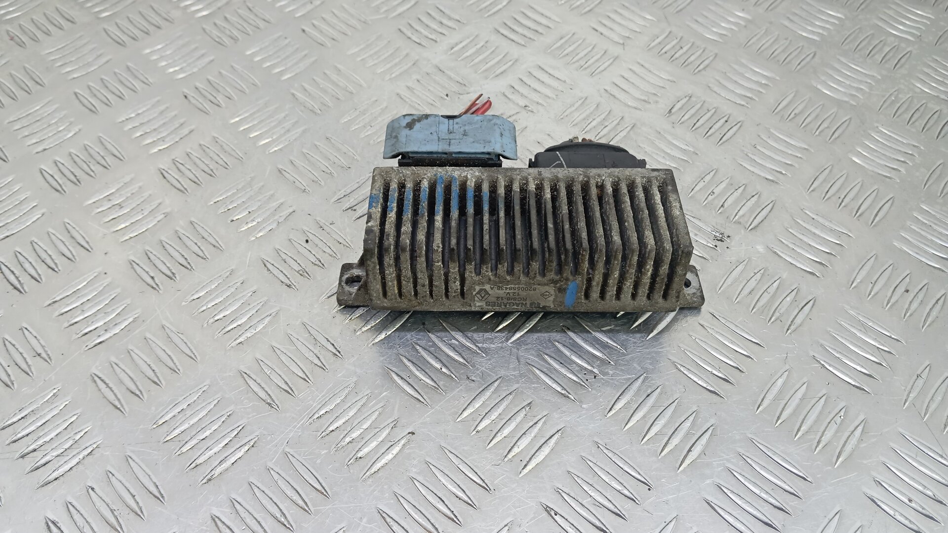 Реле накала свечей RENAULT MASTER 3, Номер 8200558438-A