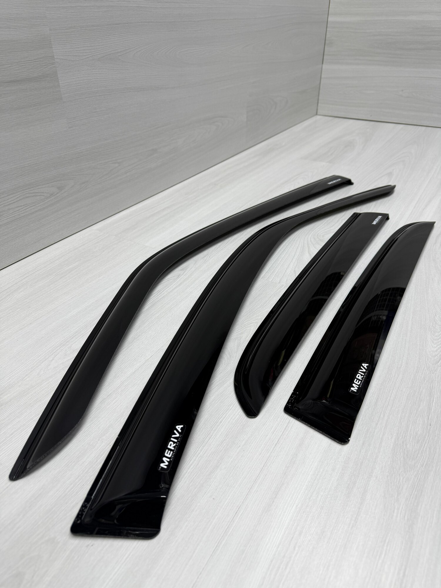 Дефлекторы (ветровики) окон на Opel Meriva 2003-2011 (Опель Мерива)