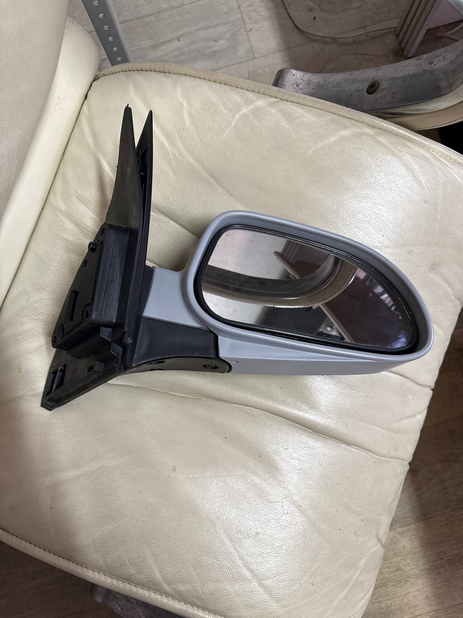 Зеркало правое CHEVROLET Lacetti 2003-2013 96545714 5 контактов с подогревом