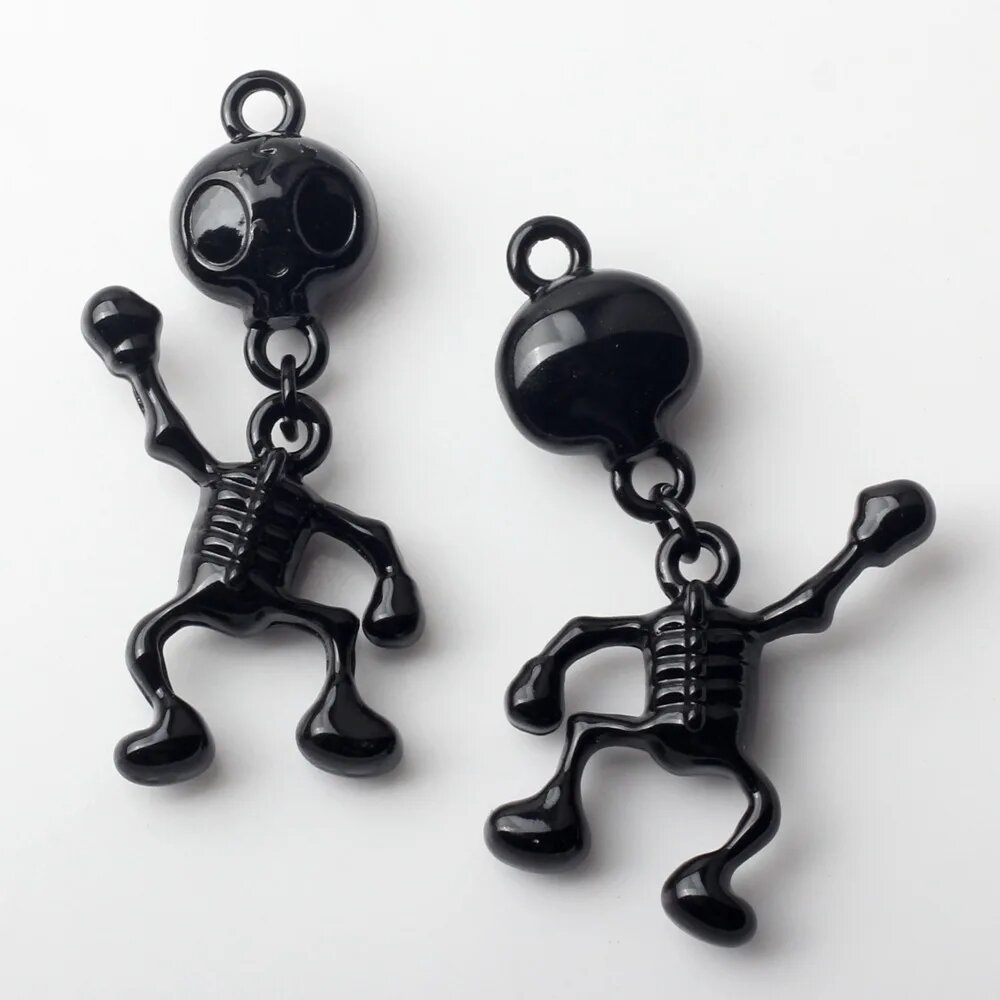 Металлические брелоки-талисманы череп 10 шт. 10pcs