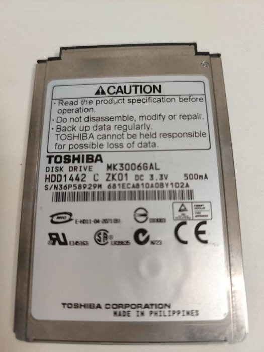 Жесткий диск 1.8" 30Gb Toshiba ZIF MK3006GAL HDD1442 C ZK01