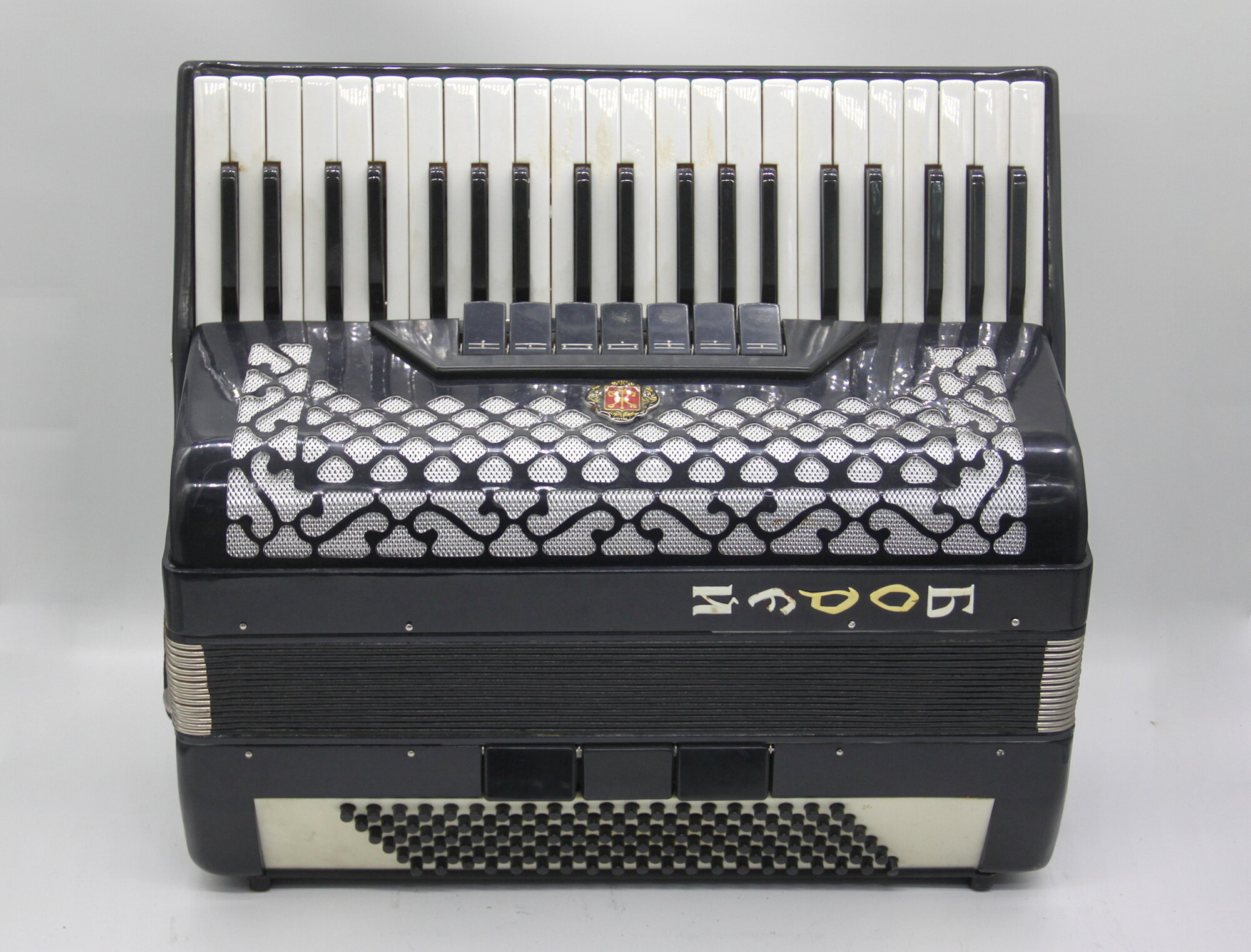 Аккордеон Борей (под ремонт)