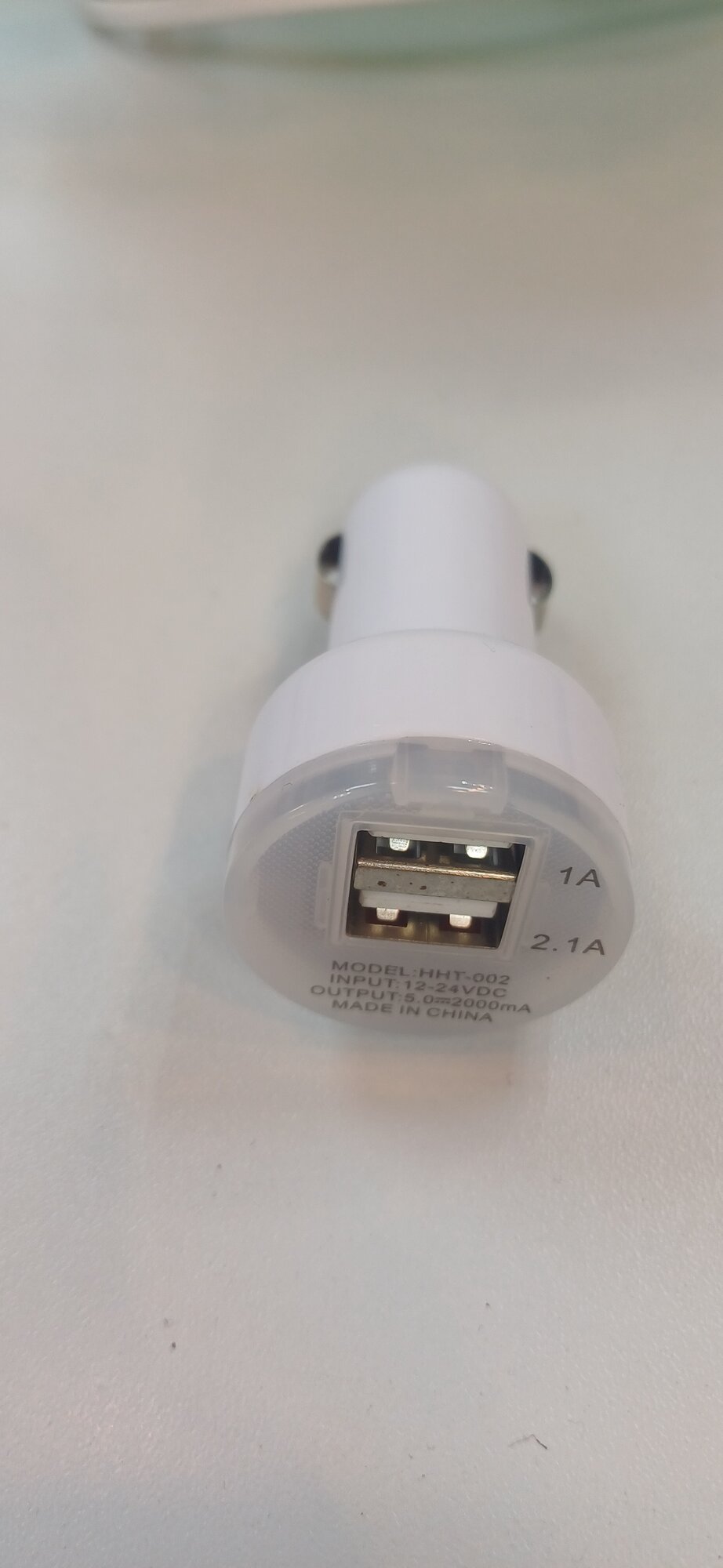 Автозарядка в прикуриватель 2хUSB с индикацией (АЗУ) (1000+2100 mA) белая REXANT REXANT 181189 (Арт.) 18-1189