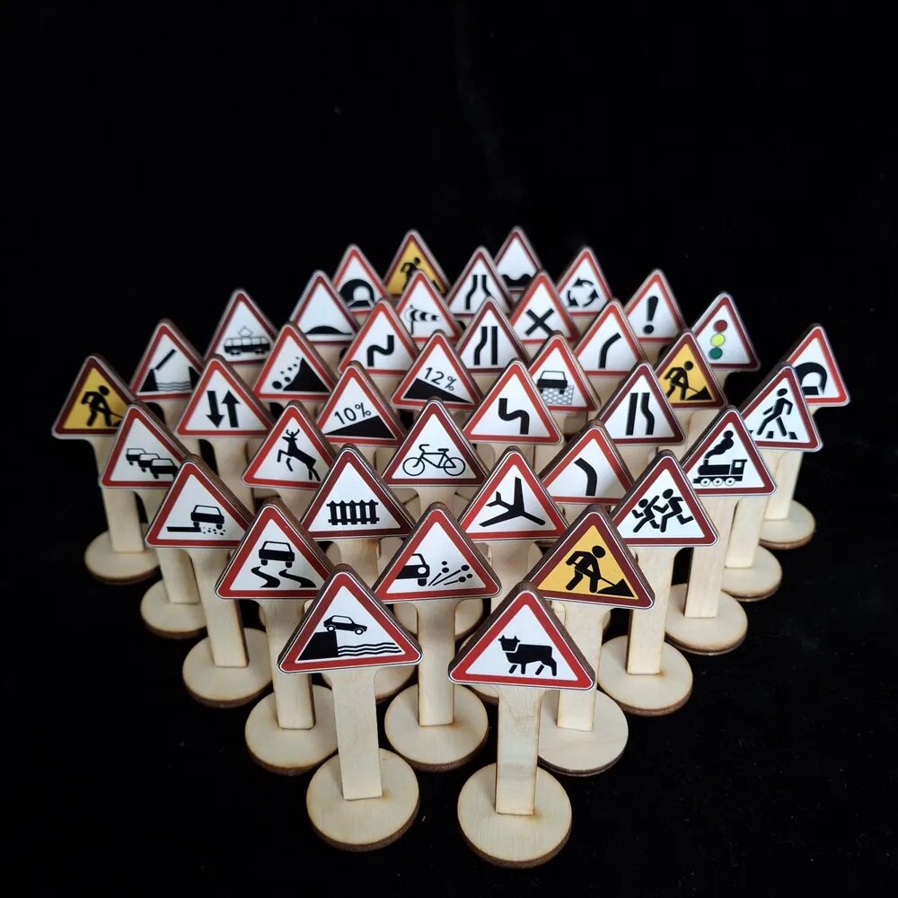 Обучающая игра Дорожные знаки фанера 40 шт, высота 8 см, для детей от 7 лет