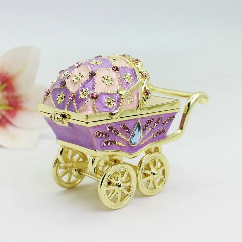 Шкатулка-декор "Винтажная детская коляска" для украшений, эмалевая, фиолетовая, ручная работа, 7.3x4.7x6.5 см, подарок