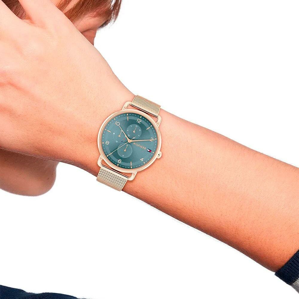 TOMMY HILFIGER — фото 1