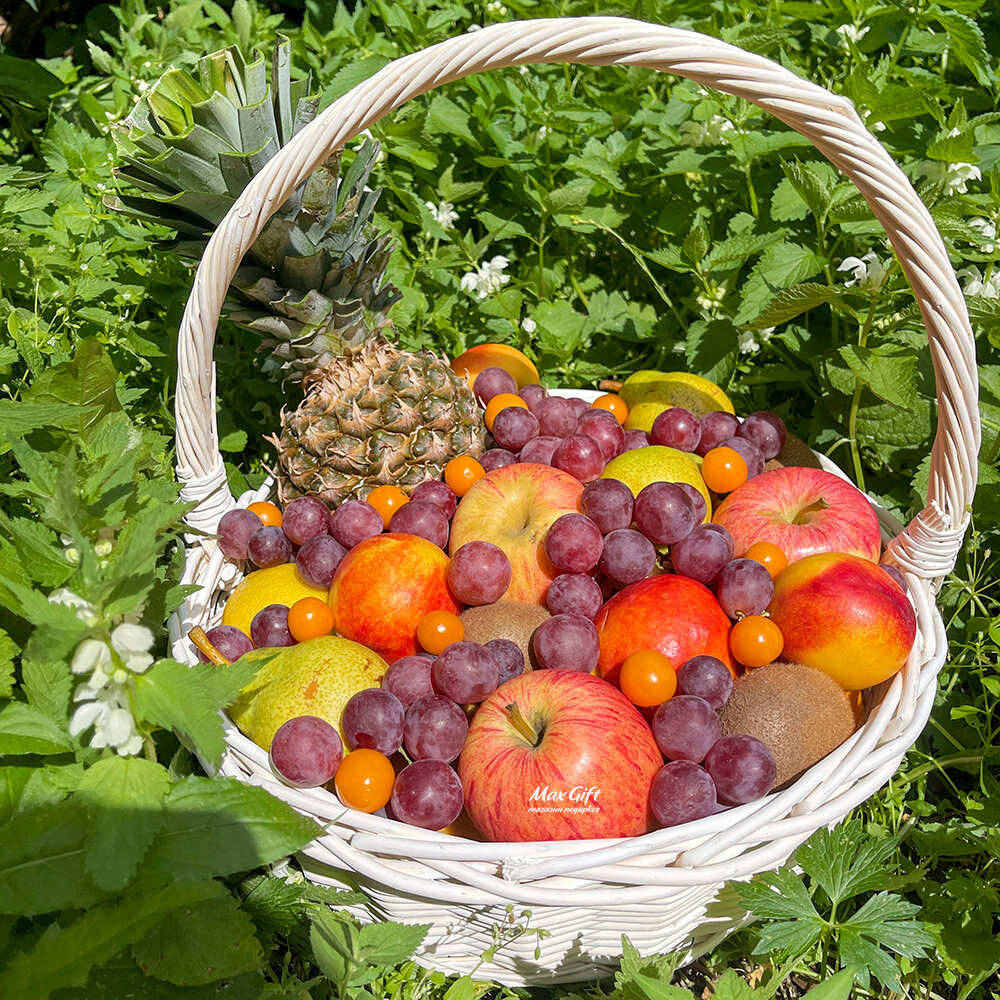 Фруктовая корзина Tutti Frutti 6 кг / подарочный набор продуктов для мужчин и женщин / сладкий подарок