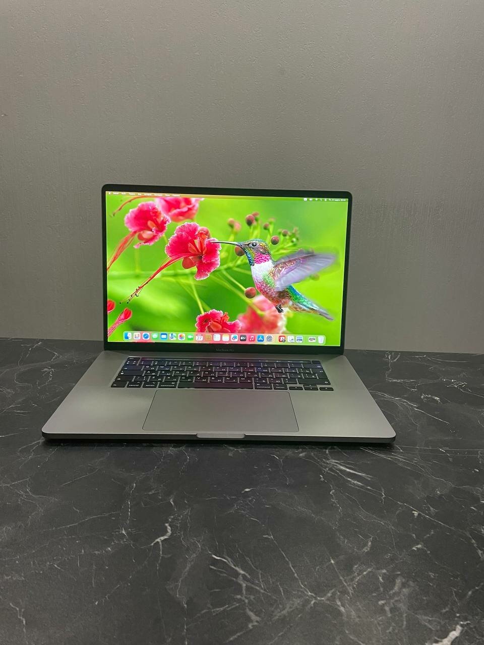 Ноутбук Apple MacBook Pro 16 2019, 3072x1920, Intel Core i7 2.6 ГГц, RAM 16 ГБ, DDR4, SSD 512 ГБ, AMD Radeon Pro 5300M