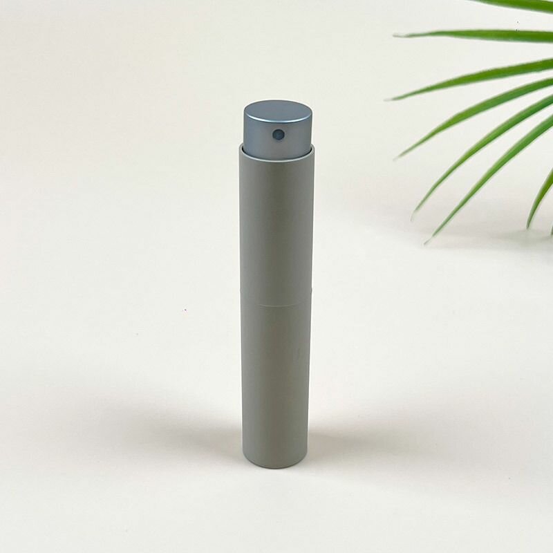 Атомайзер для духов 10 мл / Флакон для парфюма дорожный / Распылитель вращающийся, тёмно-серый матовый