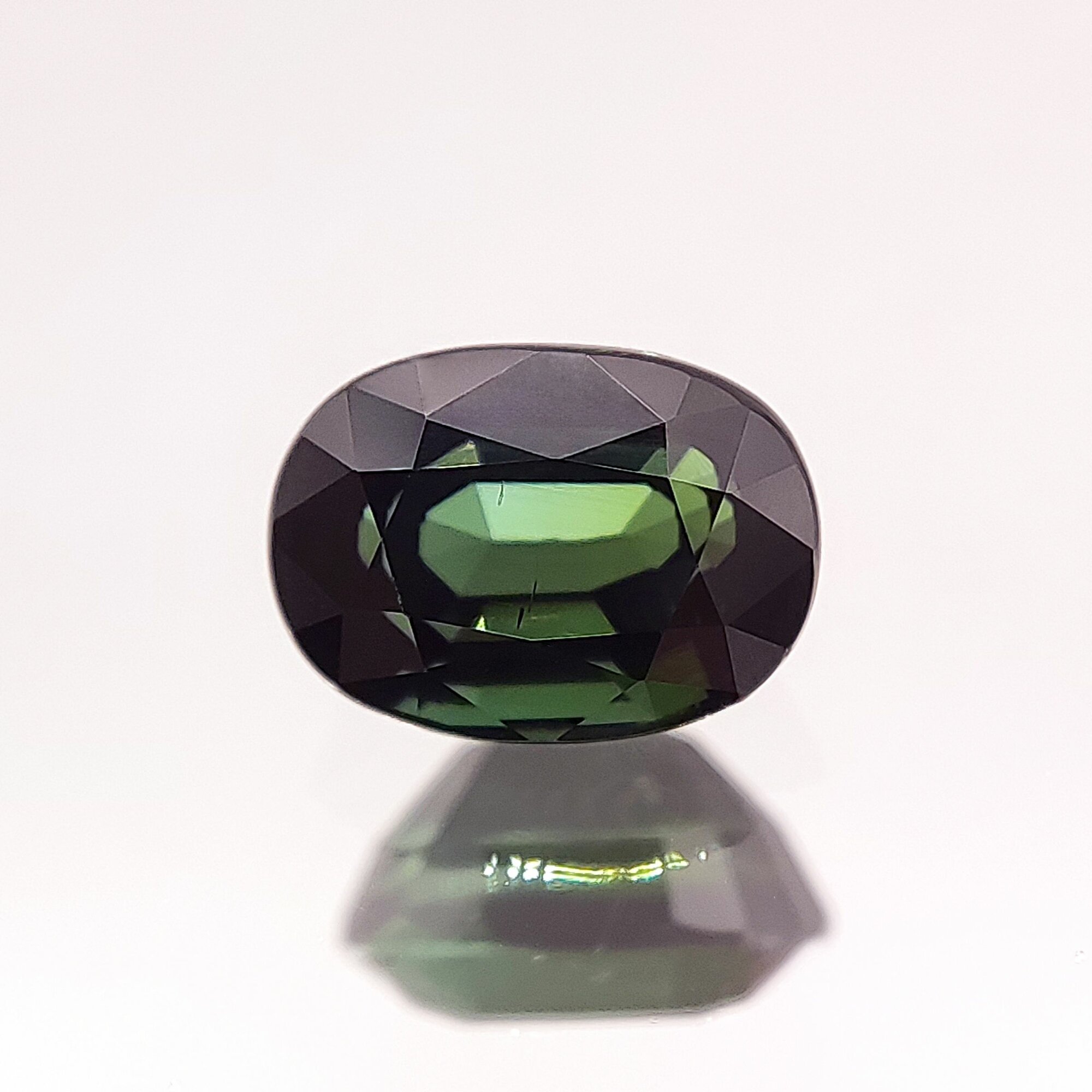Турмалин Верделит овал 2.54 ct. Пакистан + гемм. заключение