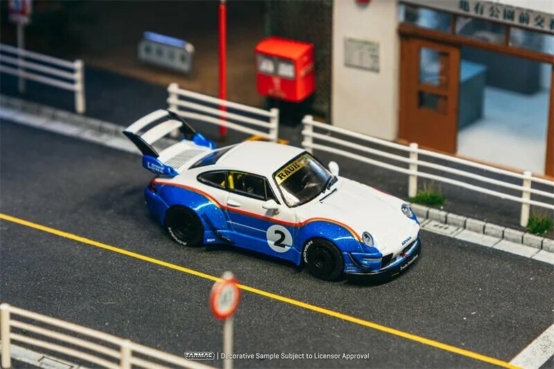 Tarmac Works 1:64 RWB993 Liberty Walk, белый