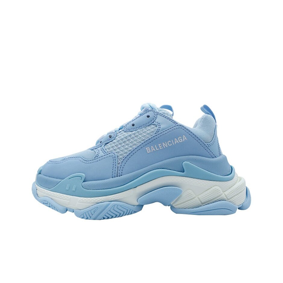 Кроссовки Triple S