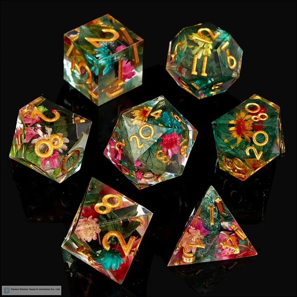 Кубики днд прозрачные: Набор дайсов для DnD, 7 шт. Кости игральные для Dungeons & Dragons, острые грани, смола, золотые цифры