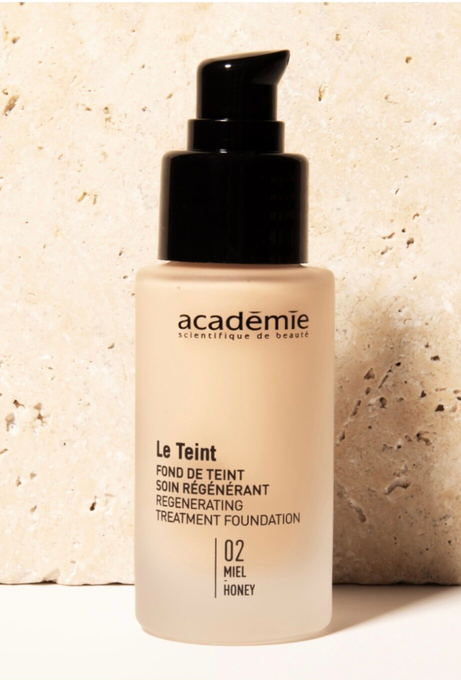 Academie Регенерирующая тональная основа тон 2 Мёд Regenerating Treatment Foundation 30 мл, Франция