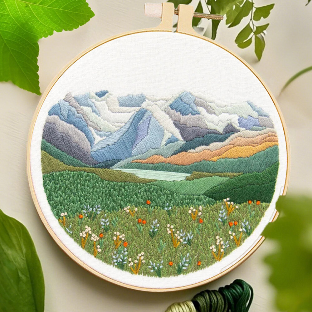 Набор для вышивания "Горы" комплект с натяжным кругом, 20x20 cm