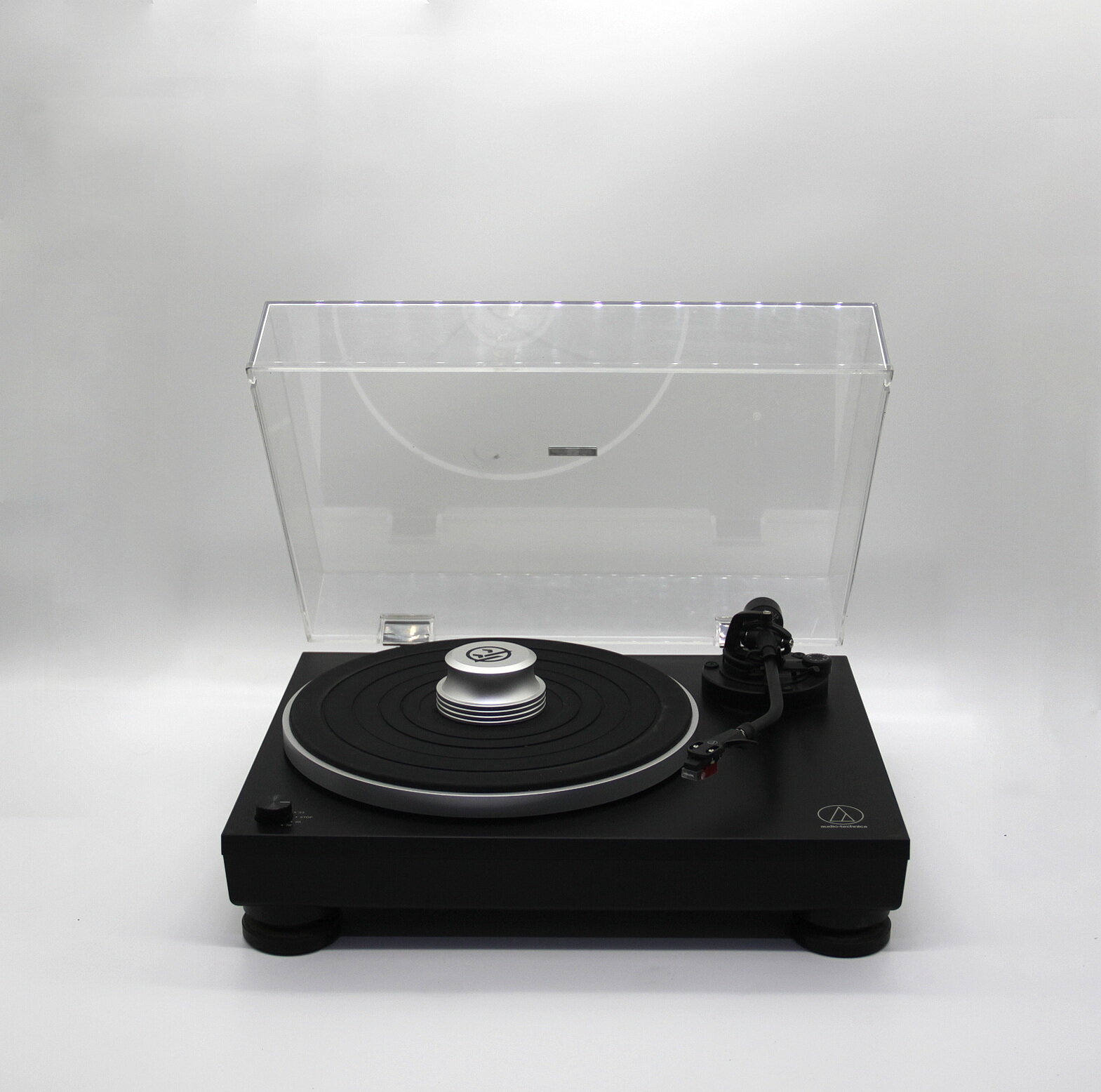 Виниловый проигрыватель Audio-Technica AT-LP5X