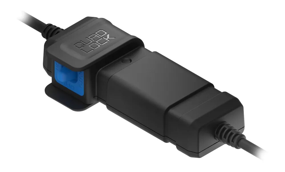 Влагозащищенный смарт-адаптер Quad Lock Waterproof 12V to USB Smart Adaptor
