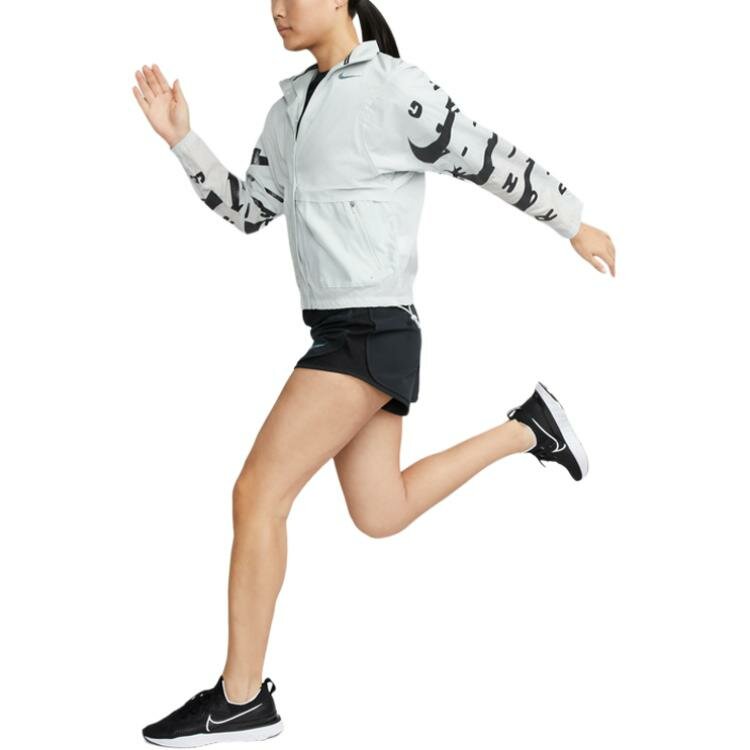 Куртка NIKE, размер XL — фото 1
