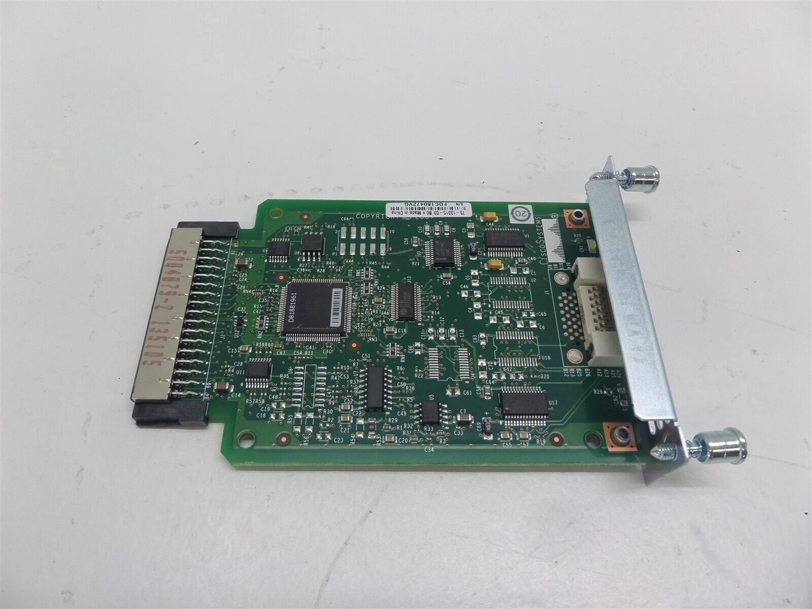 Интерфейсный модуль Cisco HWIC-1T