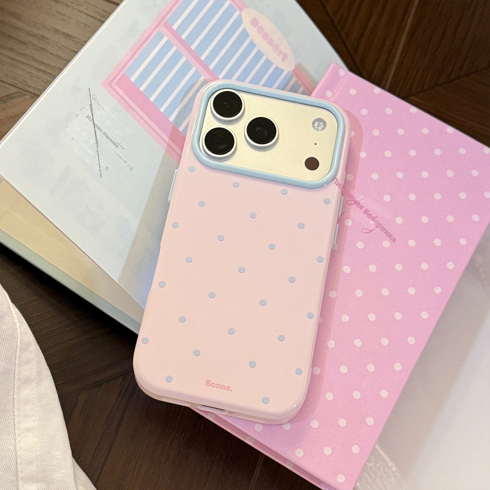 Чехол для iPhone 13 Pro Max, Berry Pink Soda Blue Dot, Ins-стиль, горошек, макарон-цветовые блоки, противоударный, с отдельными кнопками, полное покрытие, мягкий