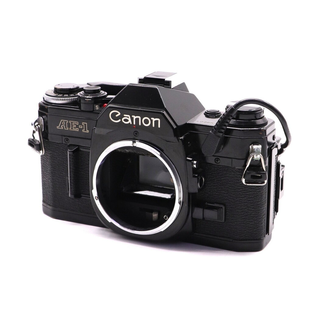 Зеркальный Canon AE-1 body + Canon Data Back A