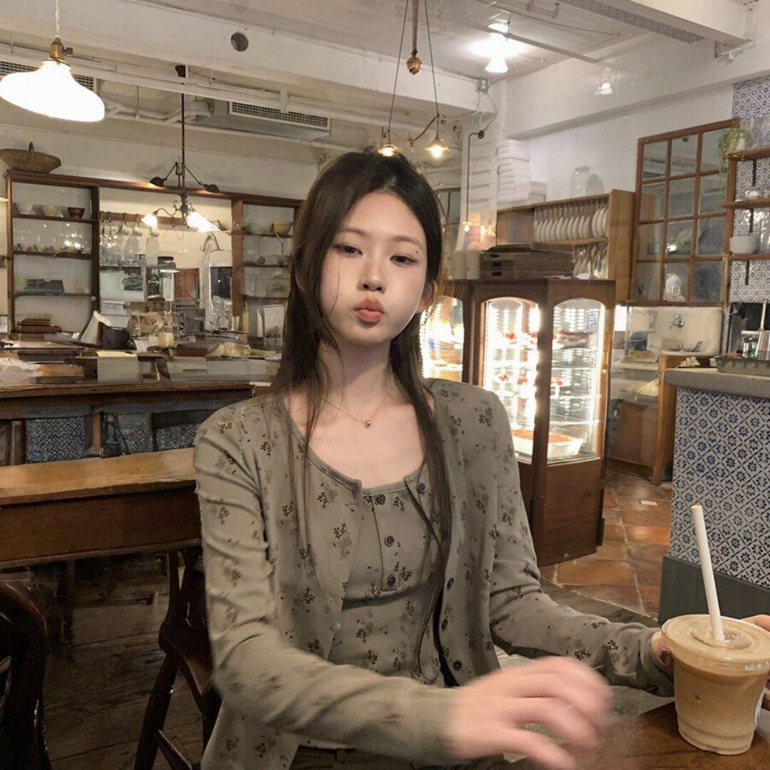 Свитер