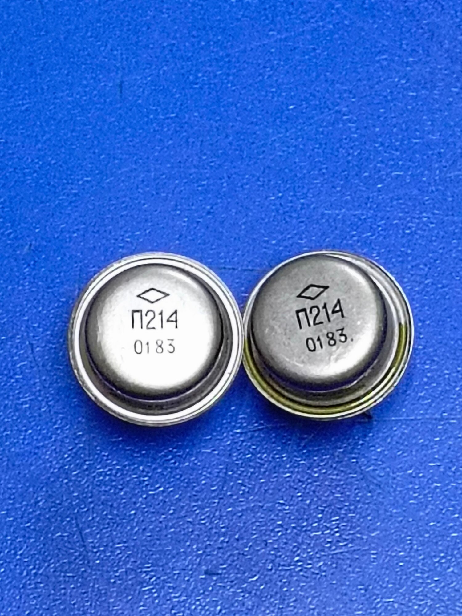 Транзистор п214, 2 шт.