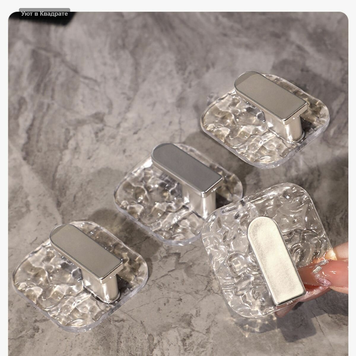 2 ванные комнаты: удобные и долговечные аксессуары