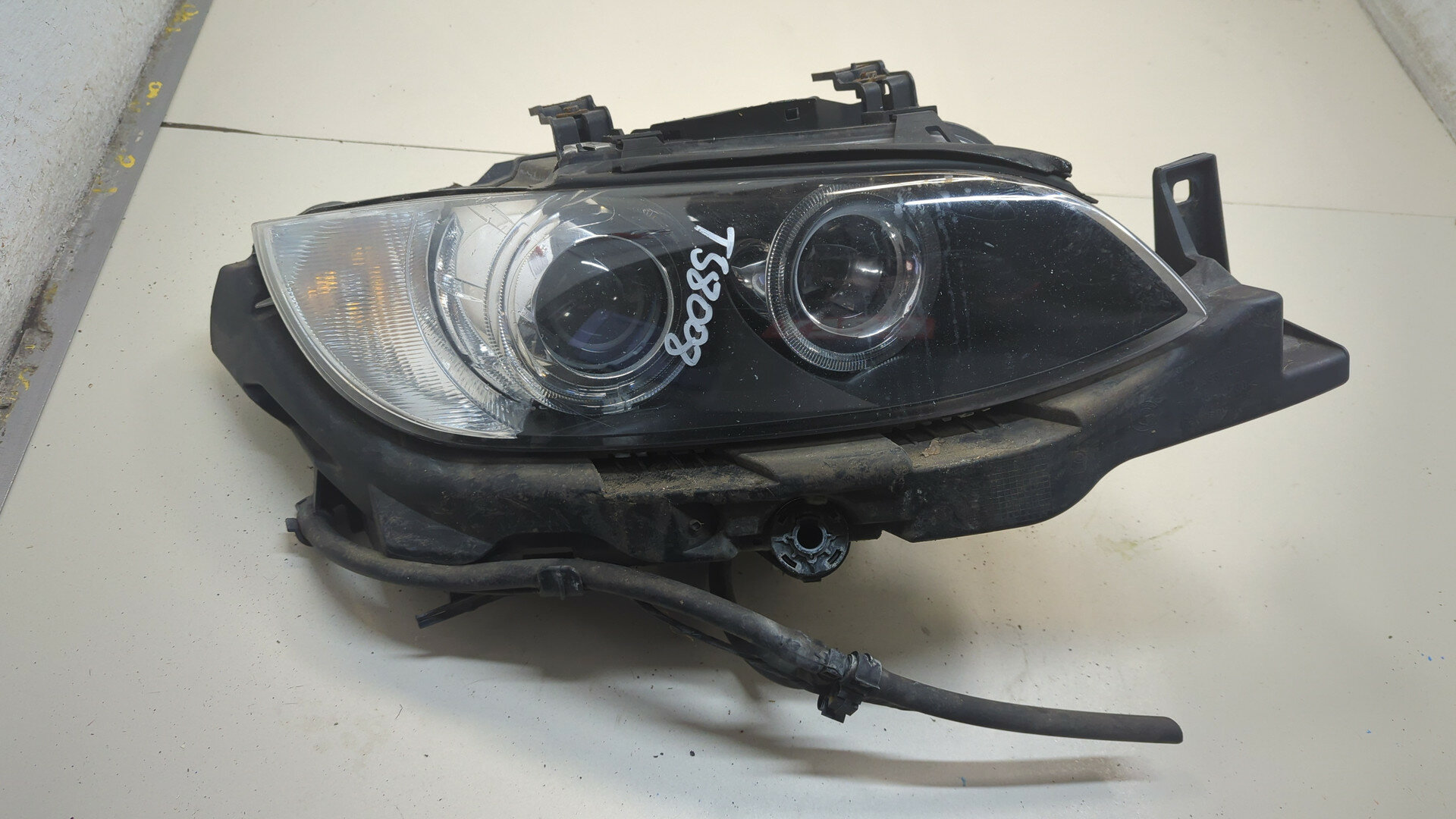 Фара (передняя) правая BMW 3 E90, E91, E92, E93 Б/У