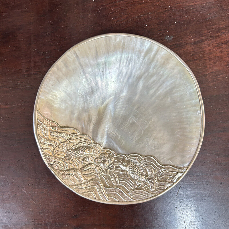 Раковина, морское гребешок, раковина, изделия из морских гребешков, тарелка ручной работы с инкрустацией из желтого морского гребешка, блюдо для икры, тарелка для соусов в ресторане.