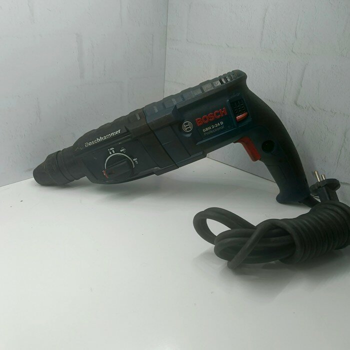 Перфоратор Bosch GBH 2-24 D