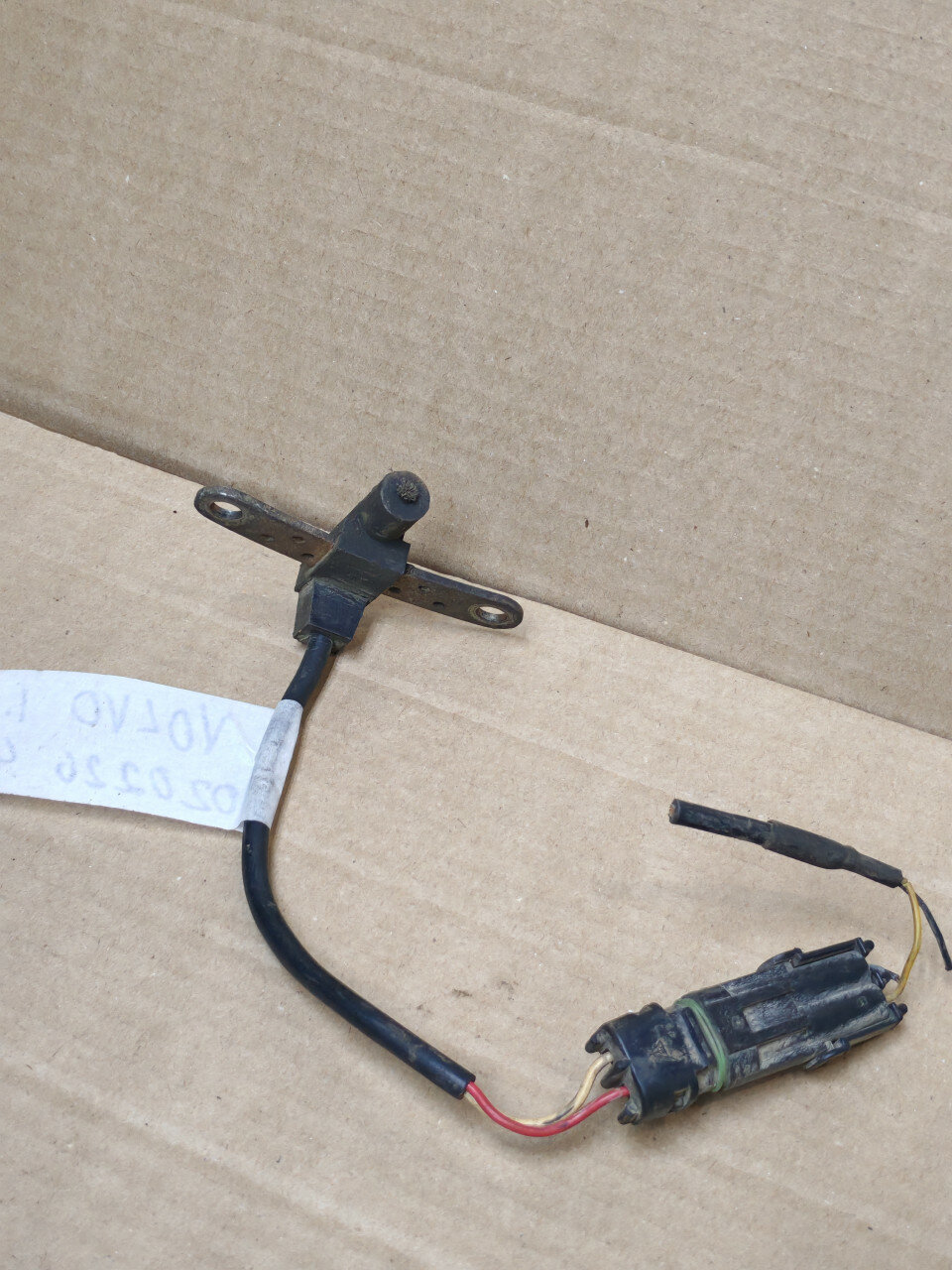Датчик импульсов VOLVO 460 1.8