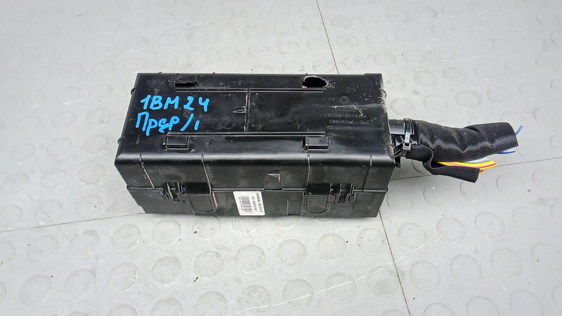 Блок предохранителей FORD TRANSIT 8, Номер bk3t14401ewd