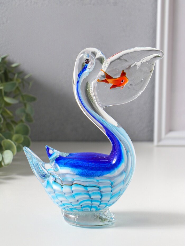 Фигурка стекло «Пеликан с рыбкой в клюве», под муранское стекло, 7.5×14×17 см