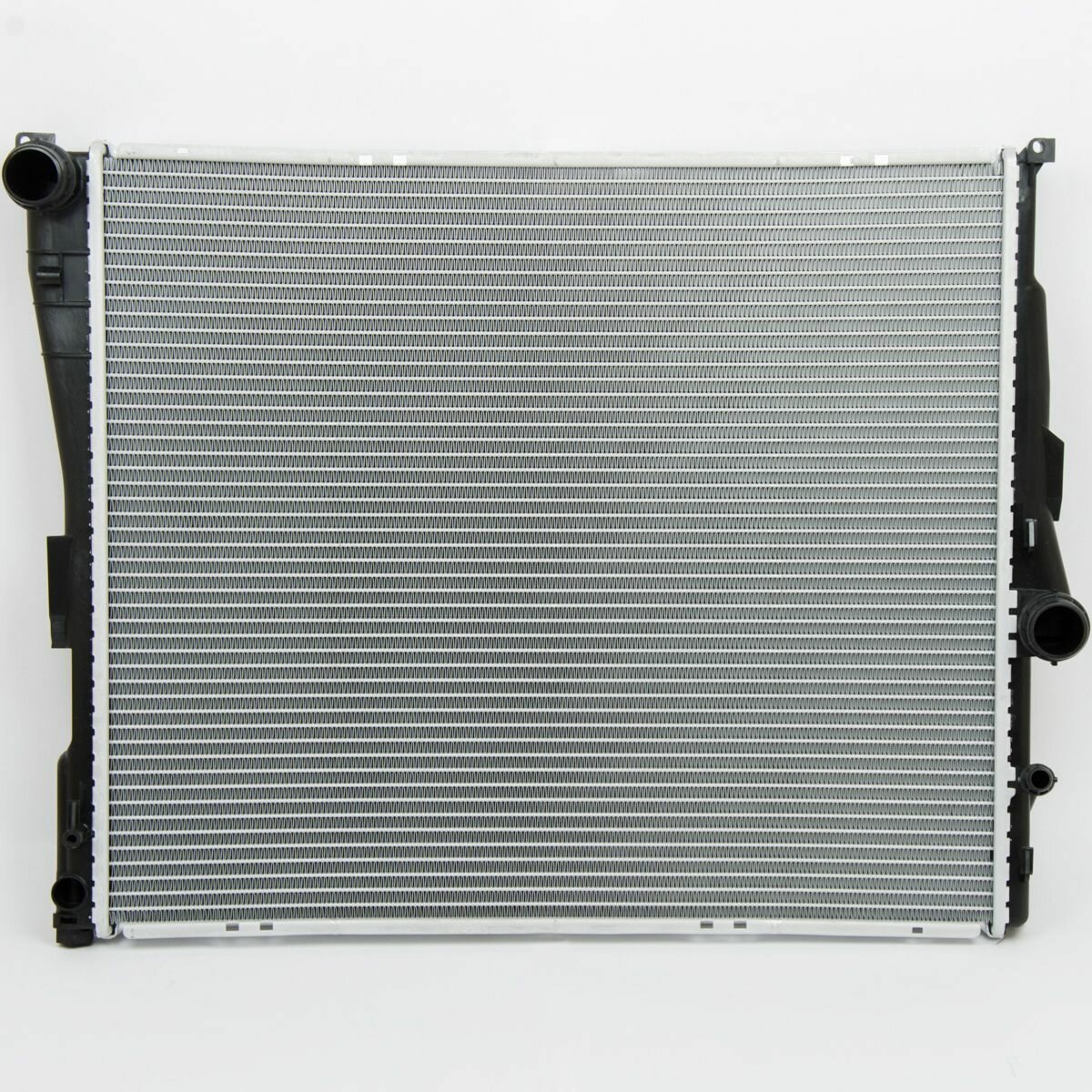 Радиатор охлаждения BMW X3 2.5-3.0 (04-) 60807 (13066)