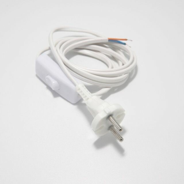 Провод реальная электрика с евроштекером и выключателем ШВВП 2х0,75 белый 1,7м, 6А, без заземляющего контакта