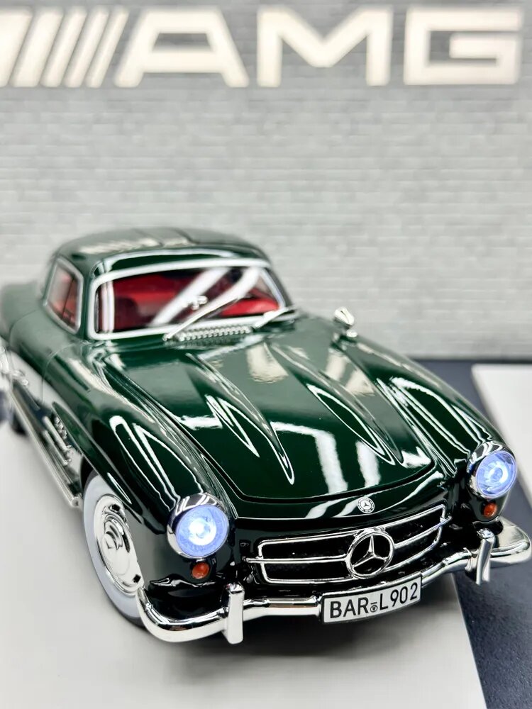 Машинка металлическая Mercedes-Benz 300SL