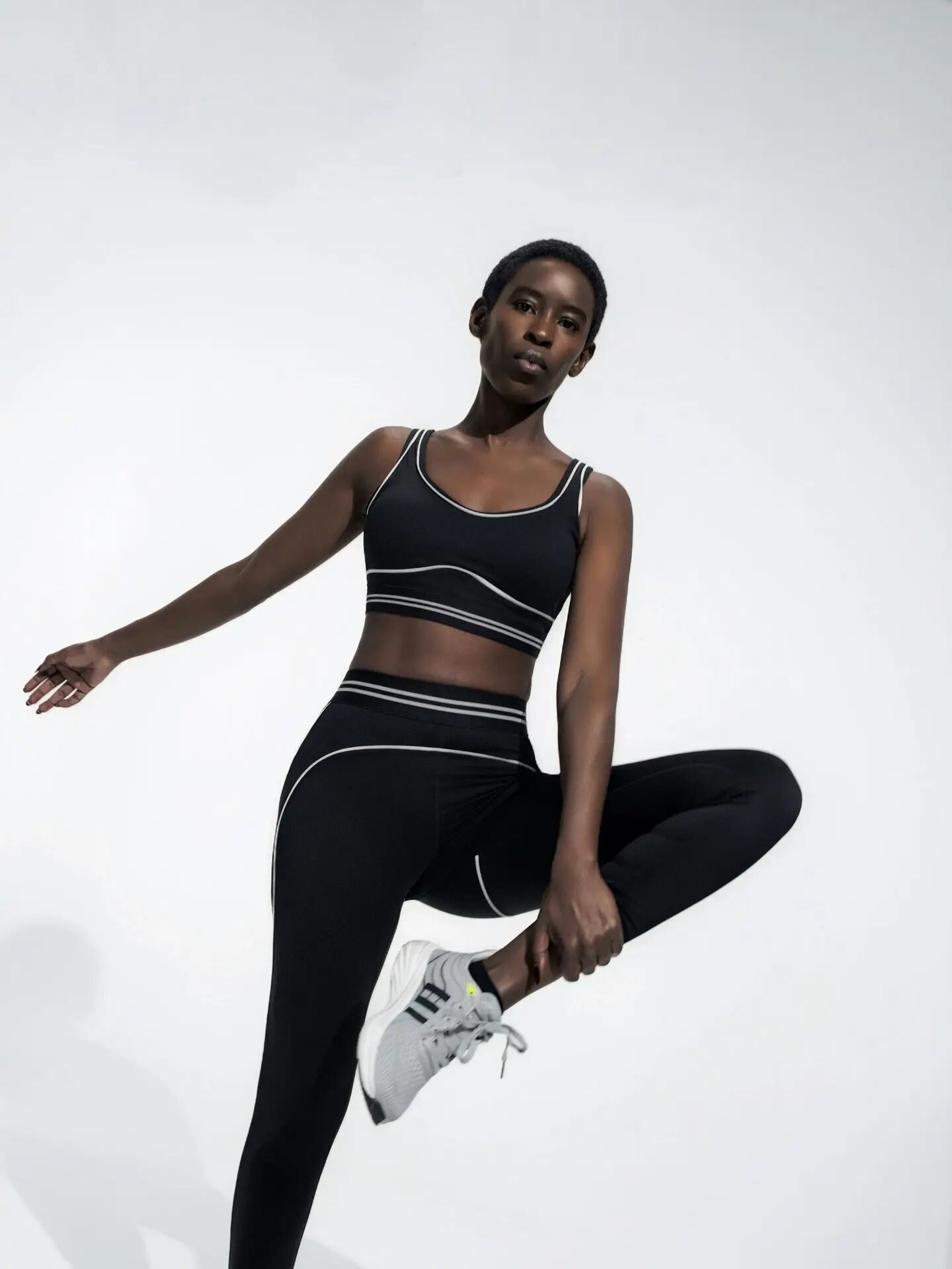 Костюм спортивный
