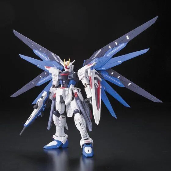 Bandai RG 1/144 Gundam ZGMF-X10A Гандам свободы