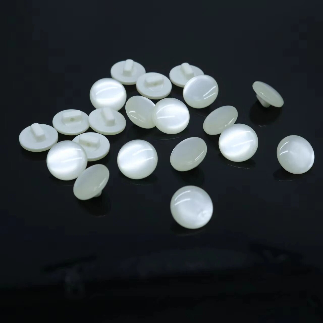 Декоративные пластиковые пуговицы 8/9/10 мм, 100 шт. 12mm, white black