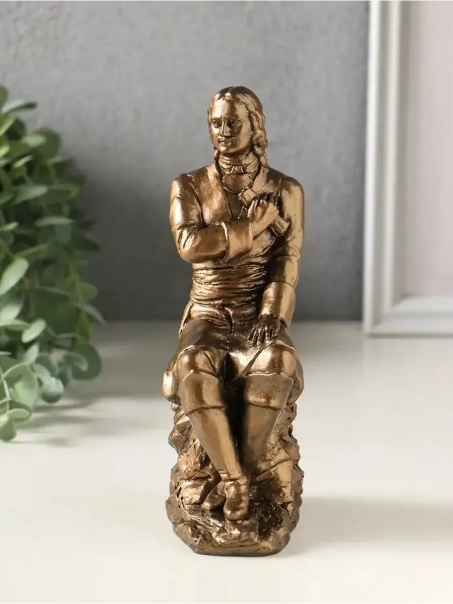 Бронзовая фигура Петра I на скале, 18 см