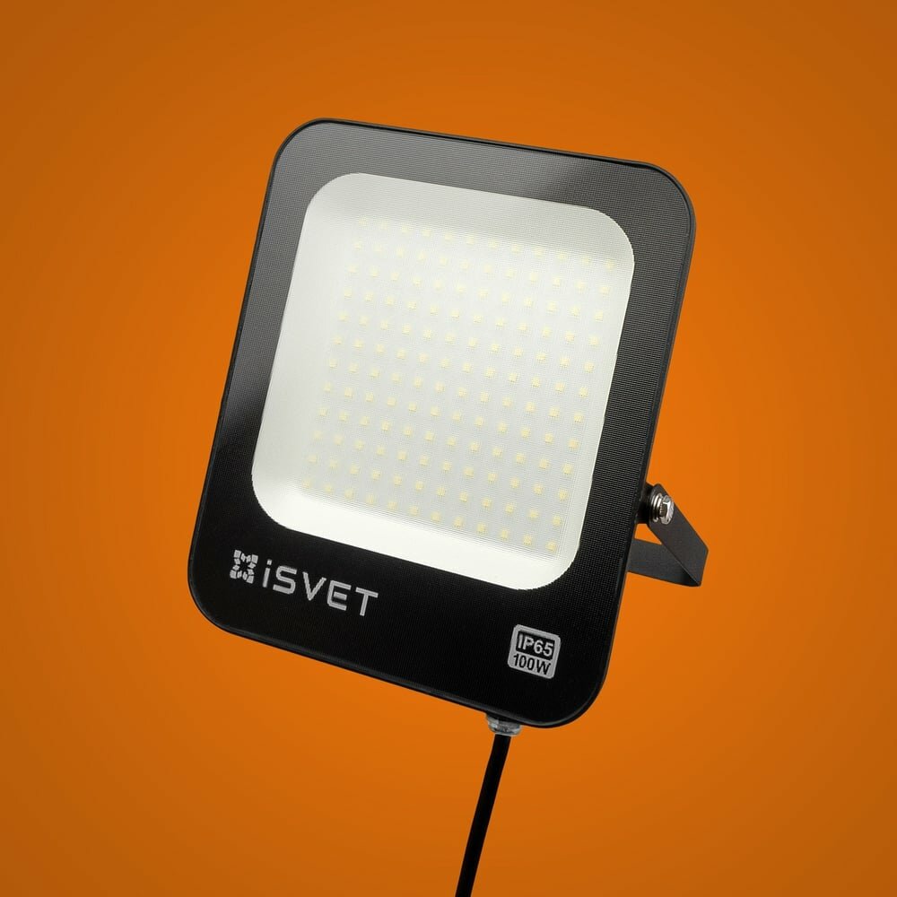 Светодиодный уличный прожектор iSVET 50вт, диодный 6500К черный USL-106-4-6