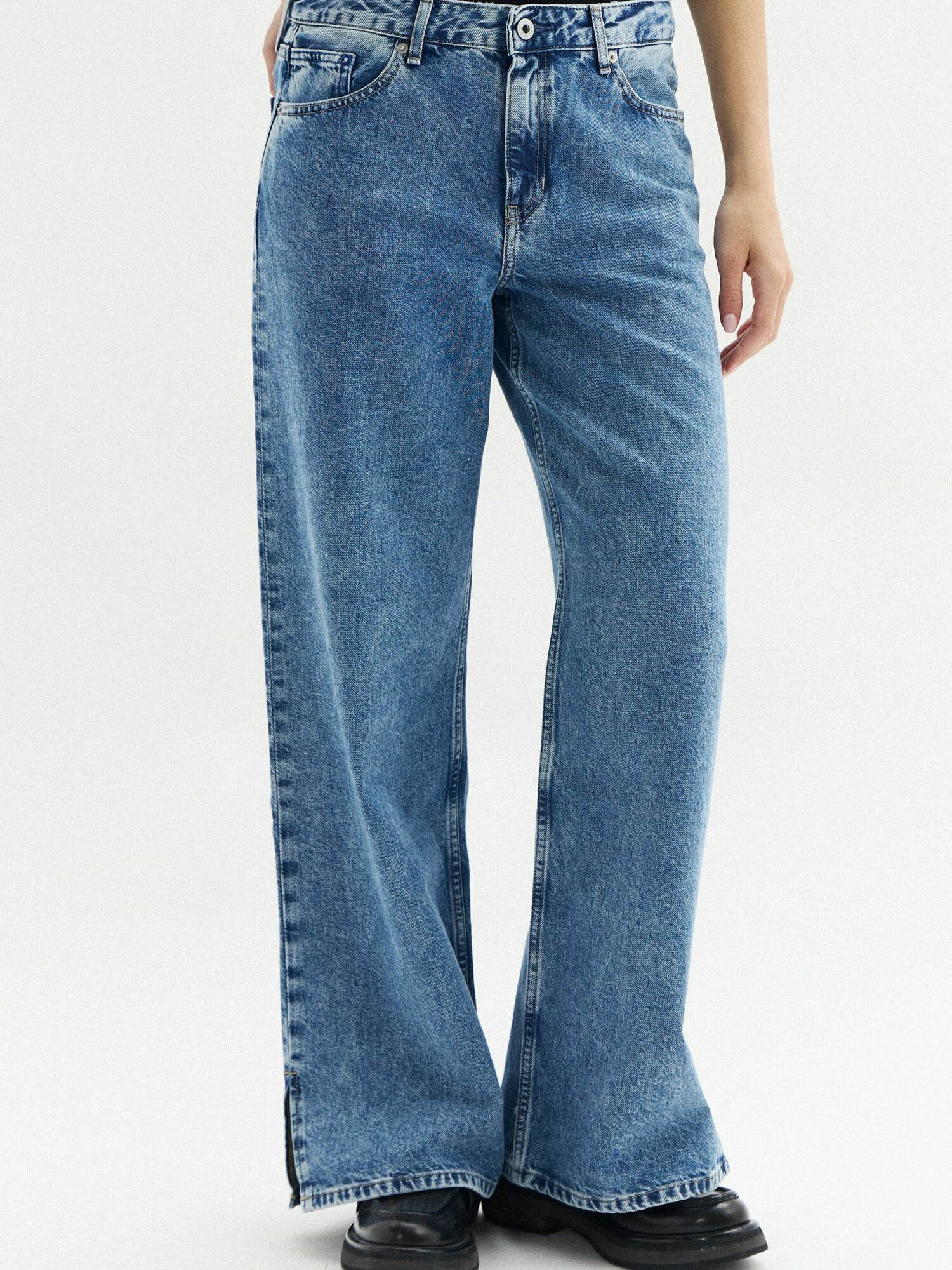 Джинсы KARL LAGERFELD JEANS, размер 28/30, голубой