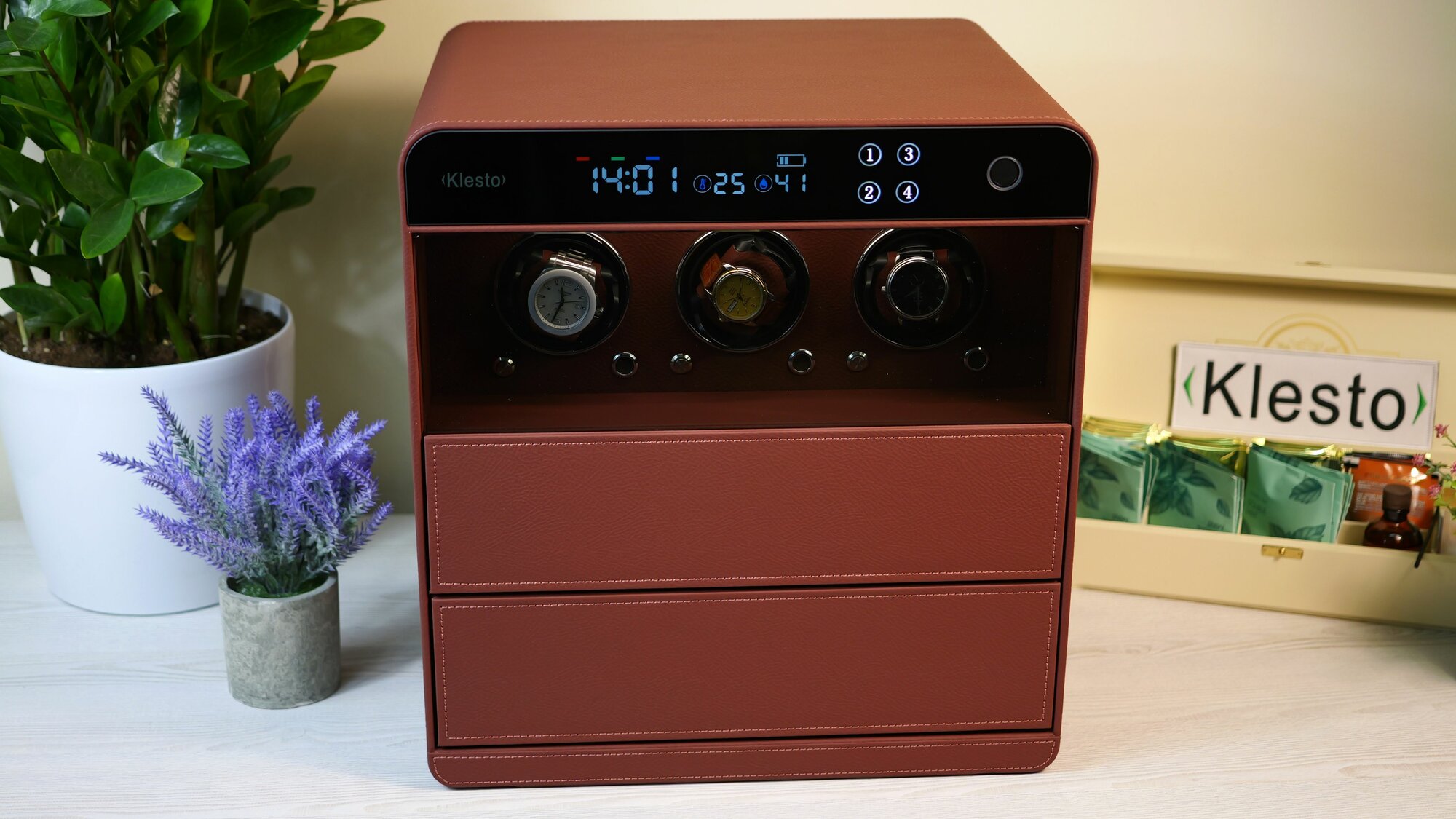 Сейф-витрина с автоматическим подзаводом часов Klesto JSM-3 красный